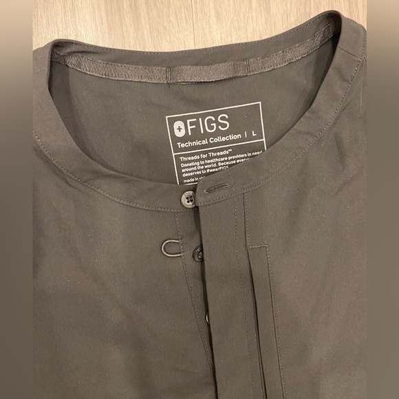 Figs | Shirts | New Figs Black Scrubs Mens Technical Collection Top ...
